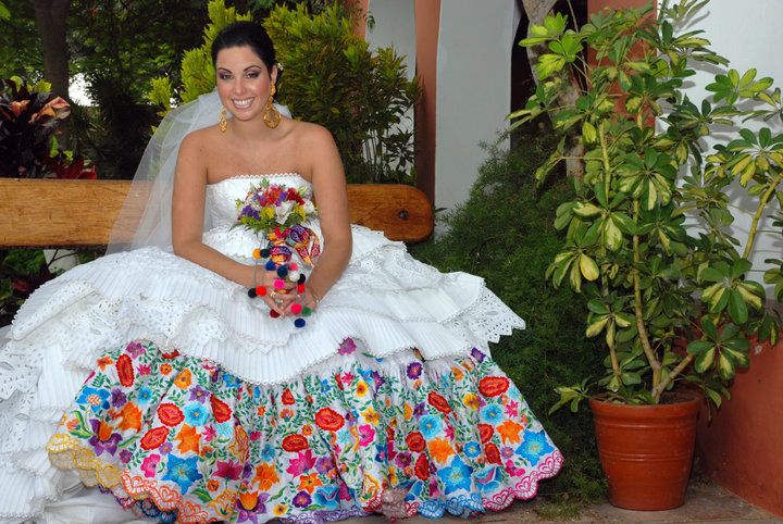 Peruvian-style Wedding Dresses | Say I Do In Peru